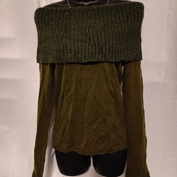 Magaschoni | Sweaters | Magaschoni Cashmere Green Off Shoulder Sweater ...